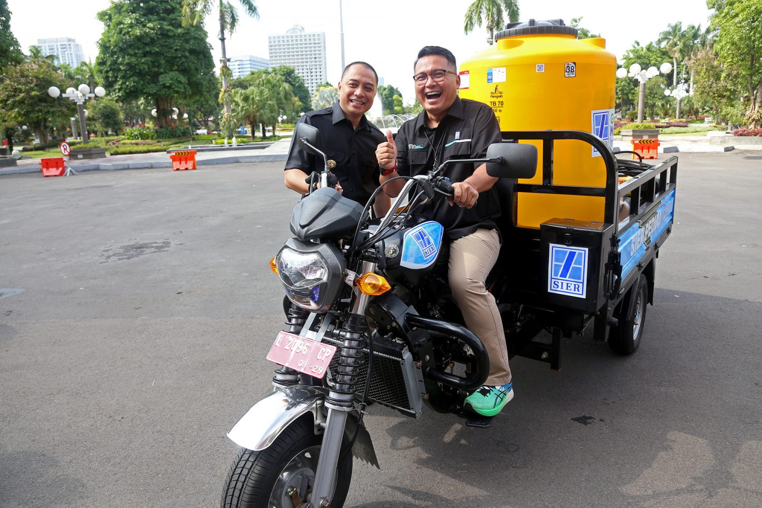 Pemkot Surabaya Terima Program TJSL dari PT SIER Senilai Rp715,2 Juta ...